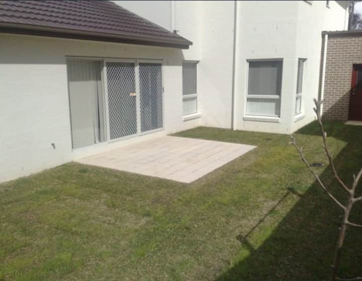 Cosy 5 X Bedroom Kellyvil Ridge - Blacktown