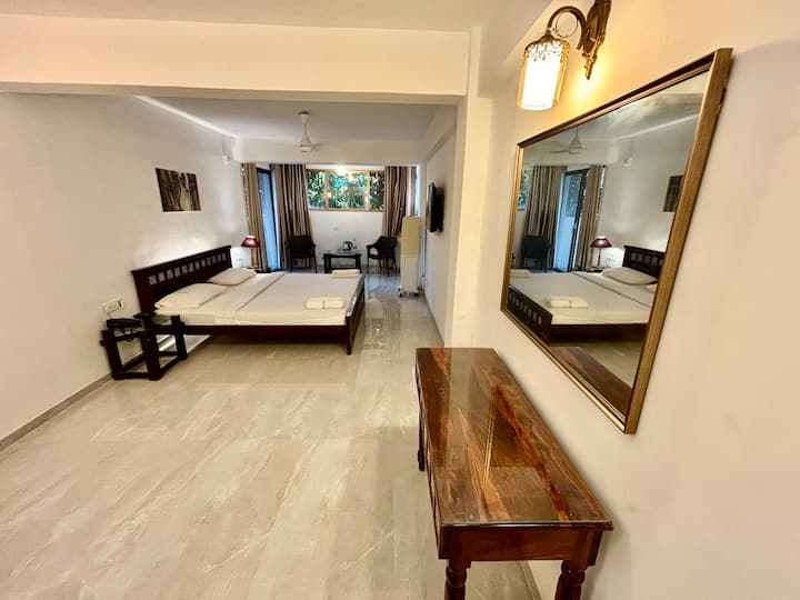 The Garden Suite - マハーバレーシュワル