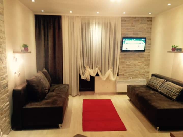 Nomad Adventure House In Heart Of Ski Resort - Kopaonik