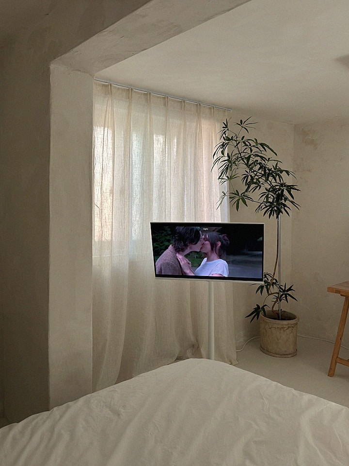 O연박할인이벤트o#프라이빗단독사용#꿀잠숙소#로맨틱포토존#생일기념#브라이덜#행리단길중심 - Suwon