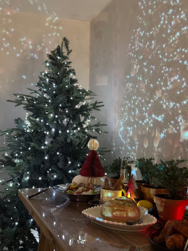 X-mas 인테리어 대형트리 행리단길 30초 화성행궁 미니빔 #우리끼리있기좋은아담아늑숙소 - 세류1동