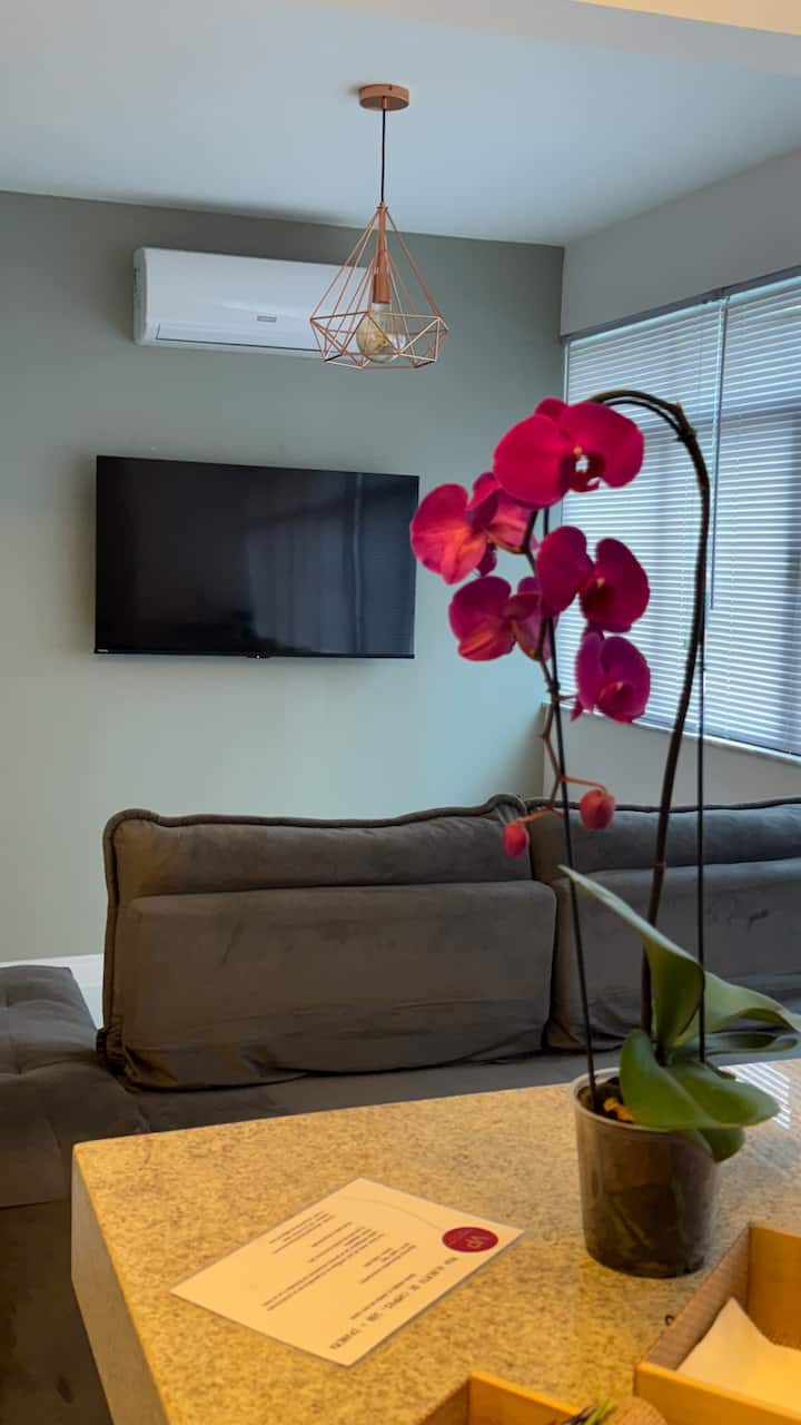 Apto Reformado 2q, 2b Em Ipanema, Perto Da Praia. - Ipanema