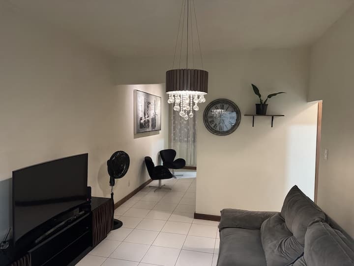 Conforto Em Copa •Posto 5 • Melhor Custo-benefício - Copacabana