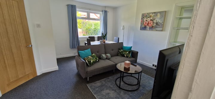 Weston Contractor Home. Parking - Weston