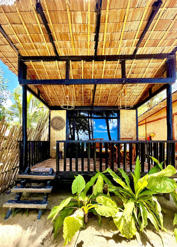 Beachfront Bungalow • Bucana El Nido (2p) - El Nido
