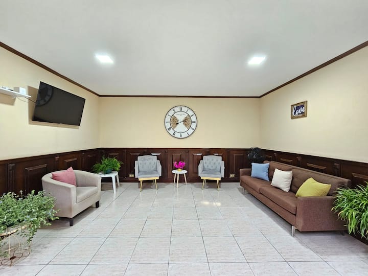 Big Groups Up To 39 People Barrio La California Sj - San José