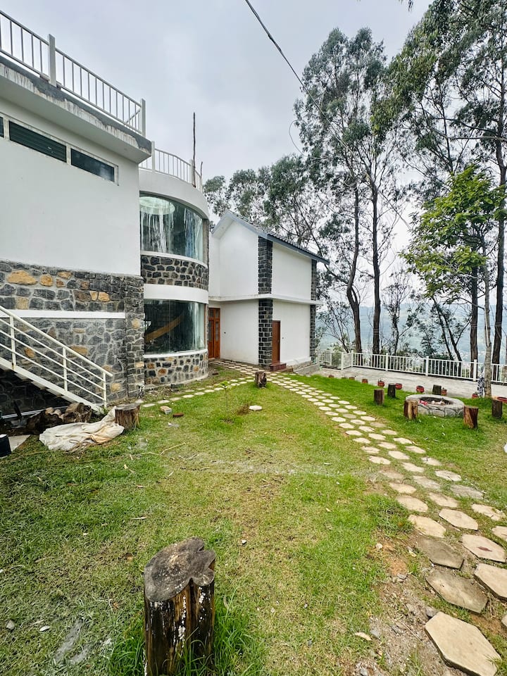 Cloud 11 - Kodaikanal