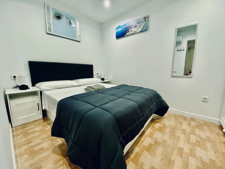 Room In Los Cristianos With Independent Entrance - Playa de las Américas