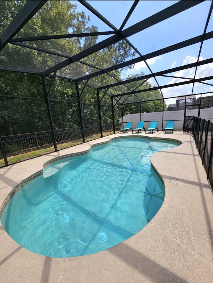 Spacious Home In Kissimmee - Kissimmee, FL