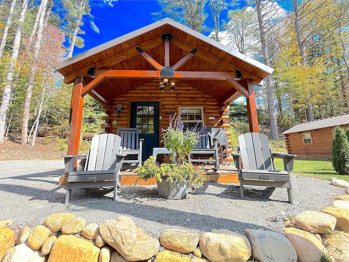 Hot Tub! Cozy Riverfront Cabin! 10 Mins To Lapland - Adirondack Mountains