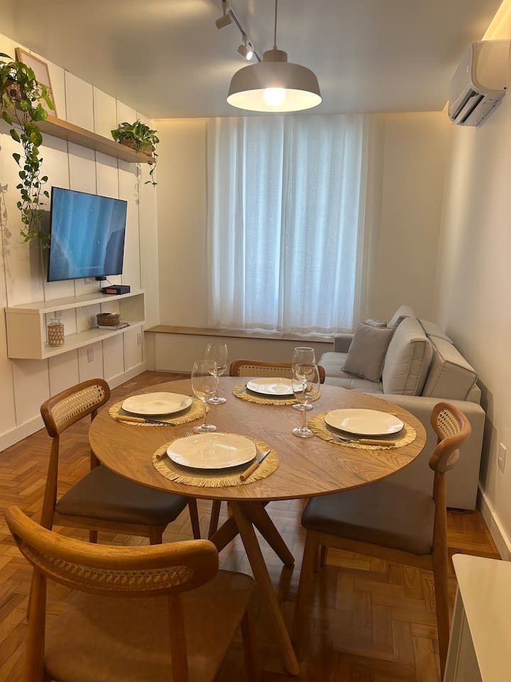 Apto Reformado Em Ipanema | 7min Da Praia E Metrô - Ipanema