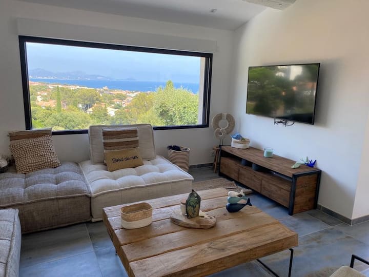 Maison Vue Mer Panoramique - Fréjus
