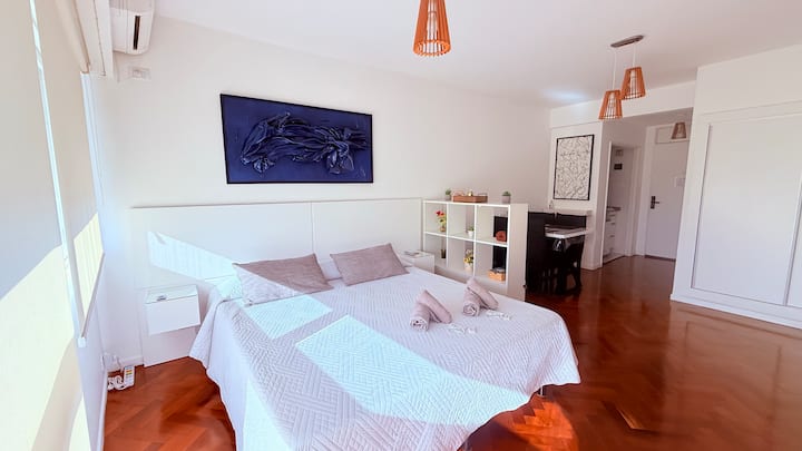 Moderno Apto A Pasos Del Obelisco, Av. Corrientes - Buenos Aires