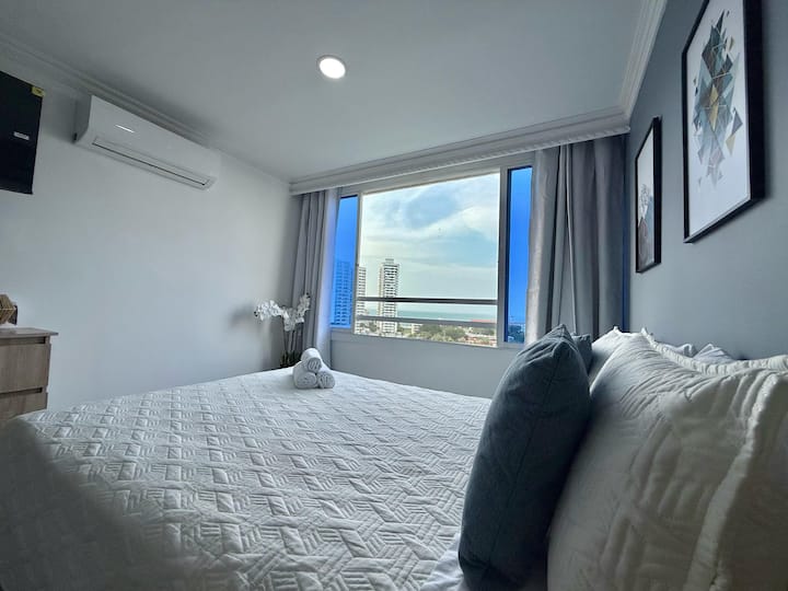 Apartamento Moderno En Laguito - Frente A La Playa - Cartagena, Colombia
