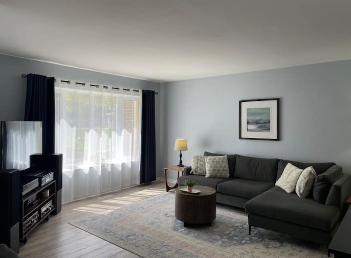 Cozy Neat Townhouse. Welcome - London