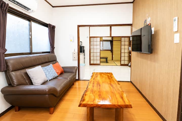 Showa House For 14 | Namba 5 Min | Tatami - Japan