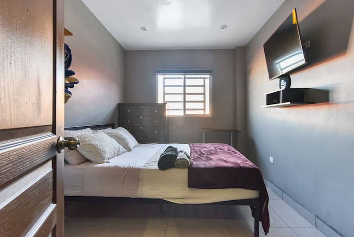 Para 6 Sin Escaleras, Macroplaza, Costco, Playa - Ensenada