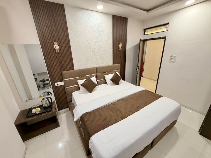 Standard Room - Kiwi Inn Hotel - 인도르