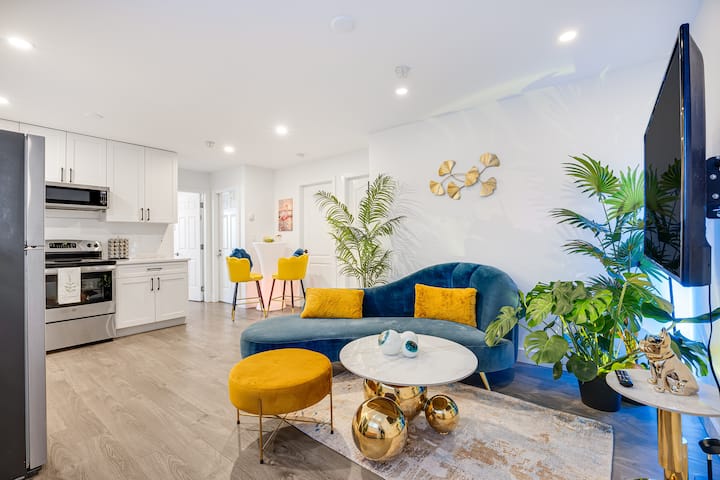 Relaxing Miami Vibe Getaway - Cypress Mountain