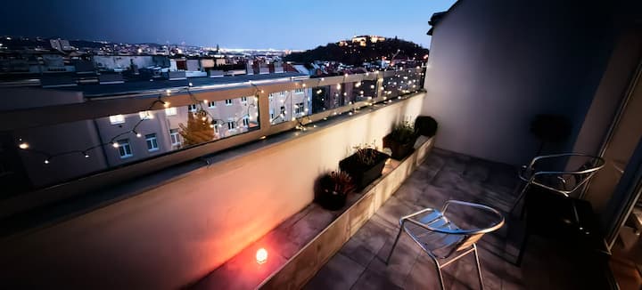 Apartmán S Terasou A Garáží - Brno