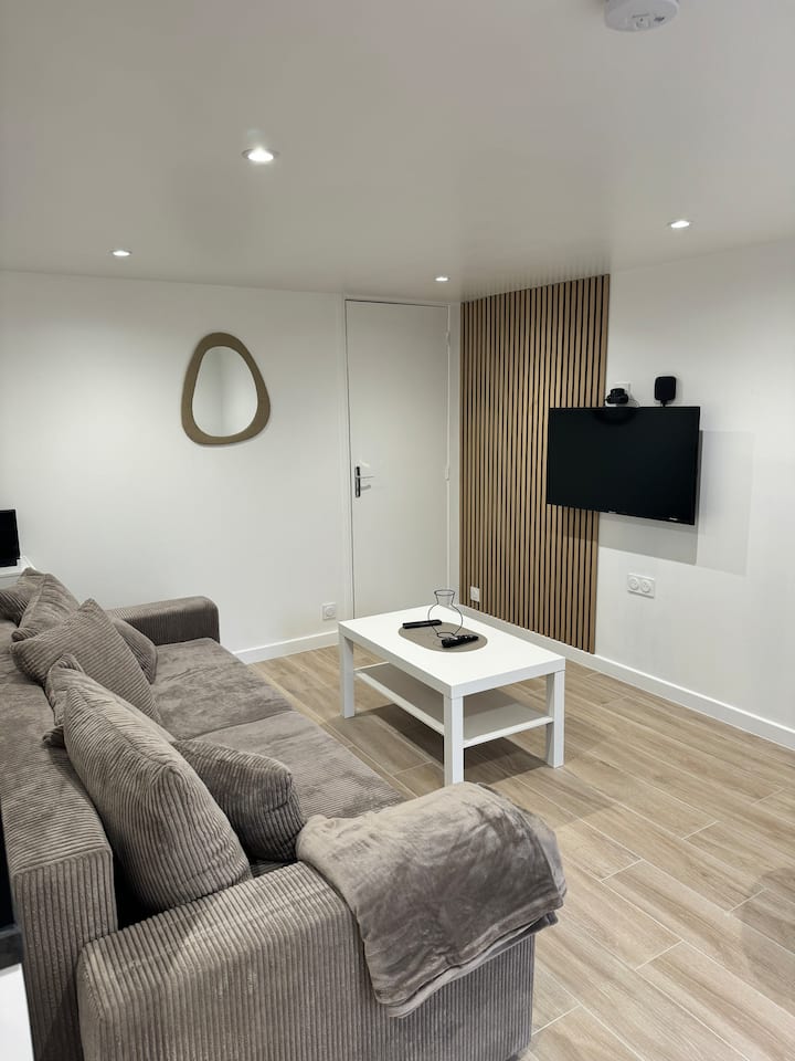 Apparemment Cosy En Hyper Centre - Cormontreuil