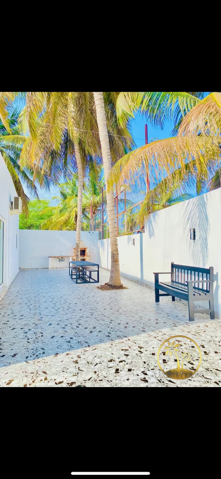 Usafiri’s House - Angola