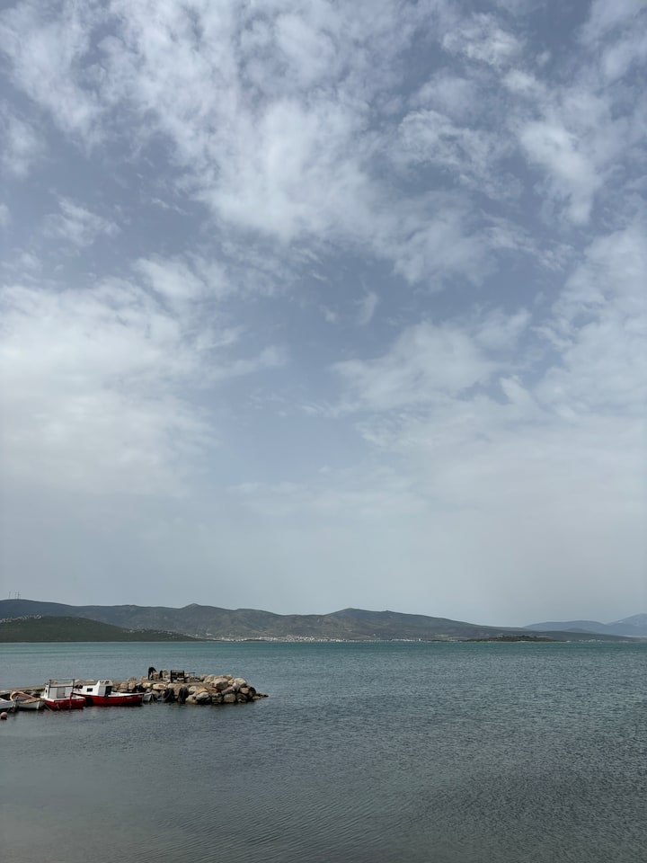 2-storey House In Nature At Urla Gülbahçe Bay - Urla
