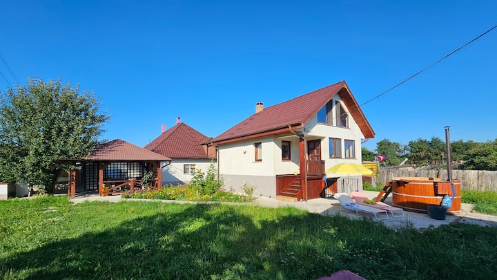 Flh - Livada Bunicilor - Piatra Neamț