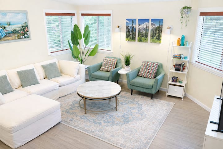 Entire 3br2ba Home: 5 Bed, Ricecooker, Bidet, Yard - Lynnwood, WA