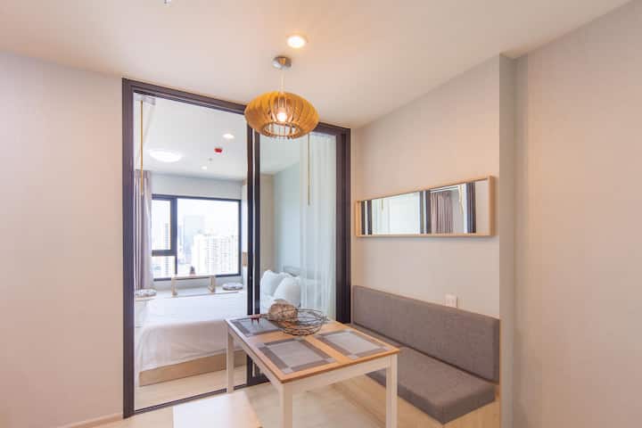 1074airport Link Oasis , Asok Next Stop - Bangkok