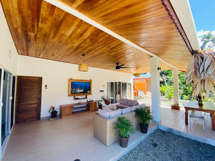 Casa Nature-aire Acondicionado-internet Rapido - Punta Uva