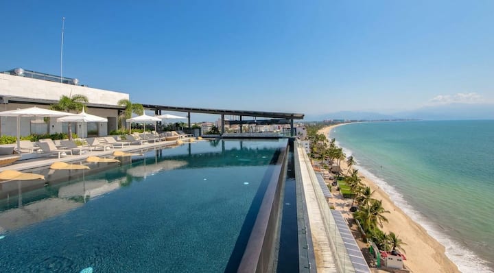 Beachfront Luxury 4br W Infinity Pool & Sunset - Bucerías
