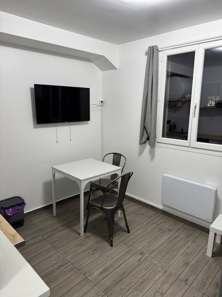 Appartement Stade De France, Idéal Pour 2 Pers (I) - Saint-Denis