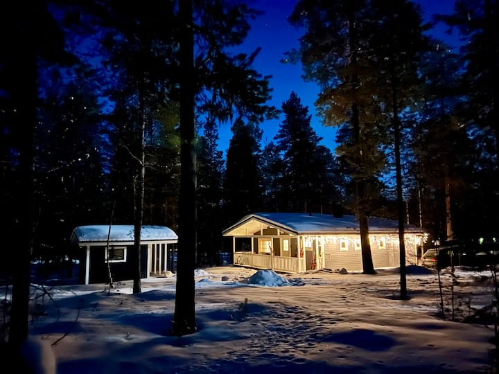 Riekonsoppi, Kahden Makuuhuoneen Mökki Pyhällä. - Lappi