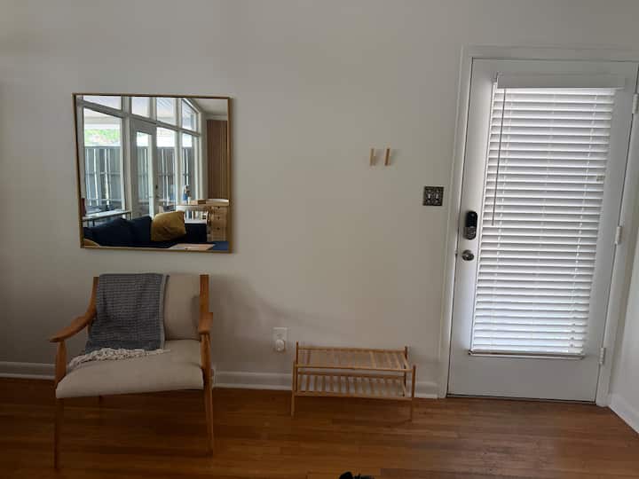 Quiet Oasis Minutes From Airport/downtown New Hvac - Lake Higgins