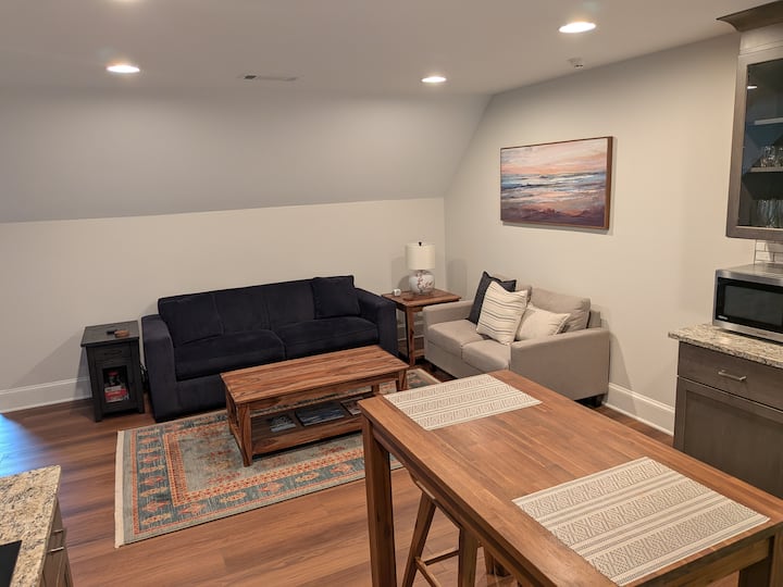 Secluded Luxury 1 Bedroom Guest Suite - Georgia, GA