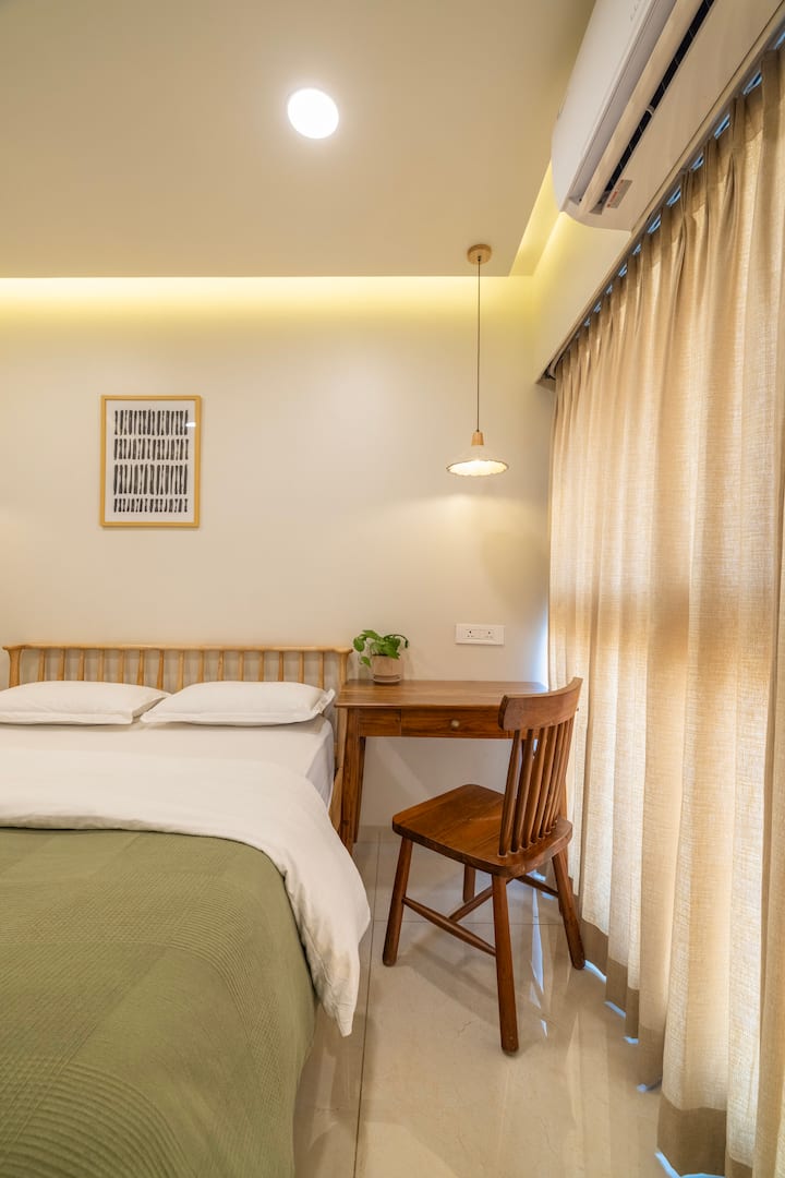 Minka: Cozy Japandi Studio For Couples & Travelers - Pune