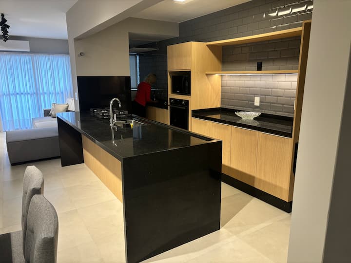 Apt 3 Quartos Bem Próximo Ao Mar - Balneário Camboriú