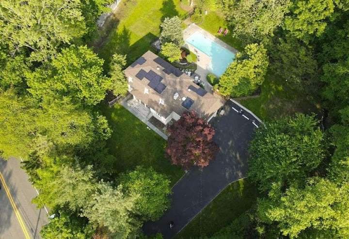 6 Bedroom Villa/ 30 Mins To Nyc! - Dobbs Ferry, NY