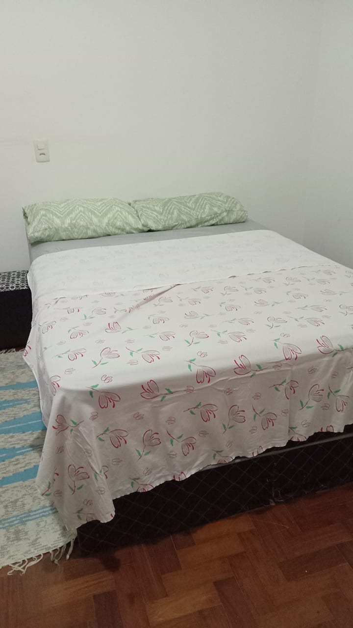 Quarto Para 01 Ou 03 Pessoas - Campinas