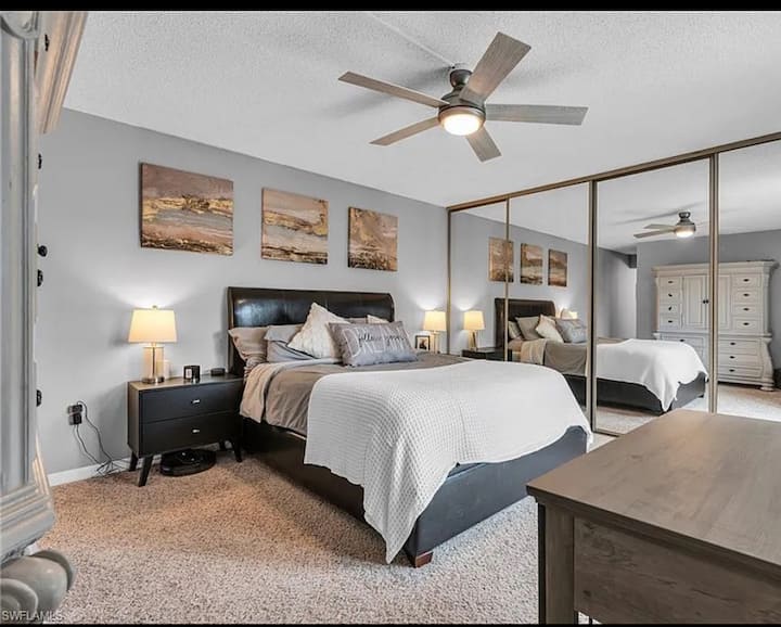 Spacious/coastal Townhouse - Fort Myers, FL