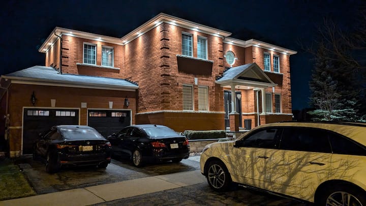 Guest Suite Full Apartment  In Milton, Canada - Milton