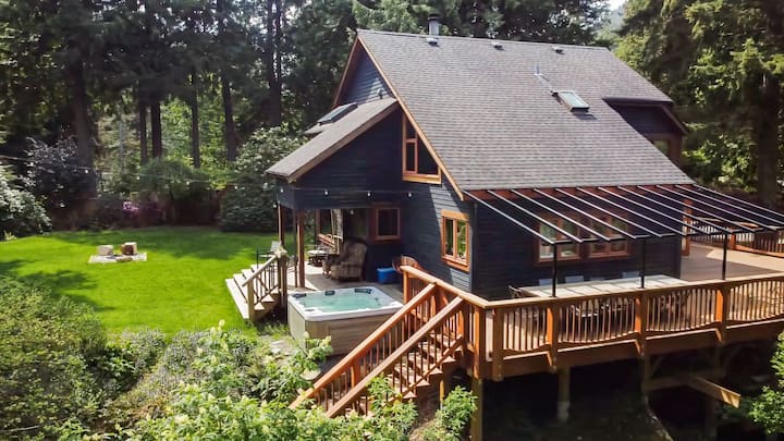 Salal At Lotus Bowen Island - Bowen Island