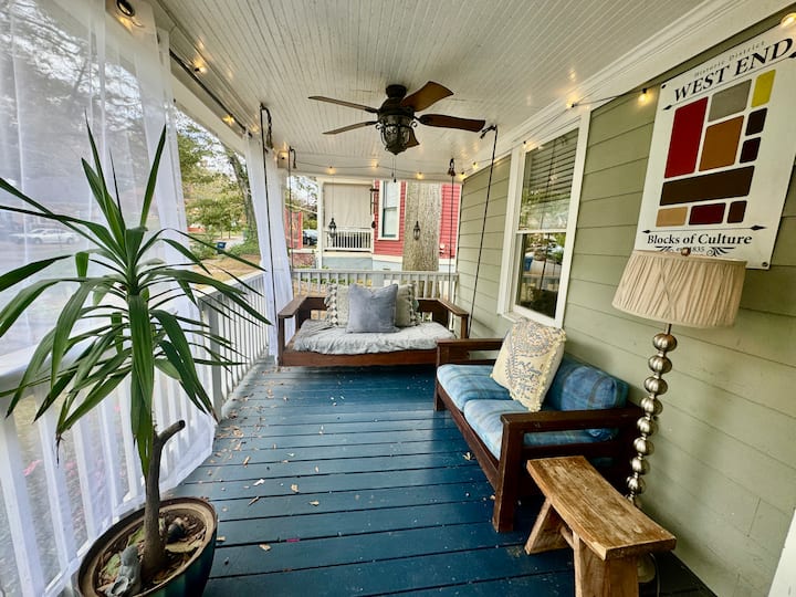 Beecher Bungalow In Historic West End - Atlanta, GA