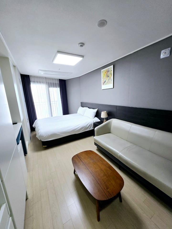 속초해변30초# 청결#아늑함#합리적인가격 # 심플한숙소 - Sokcho-si