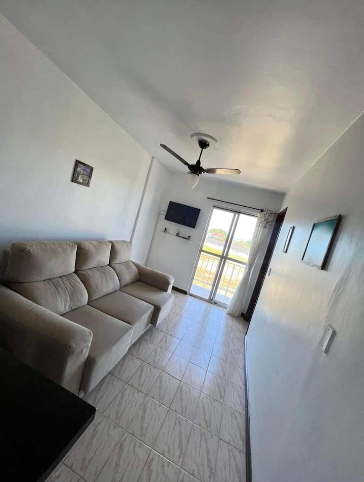 Ap Encantador E Completo A Pouco Metros Do Mar. - Guaratuba