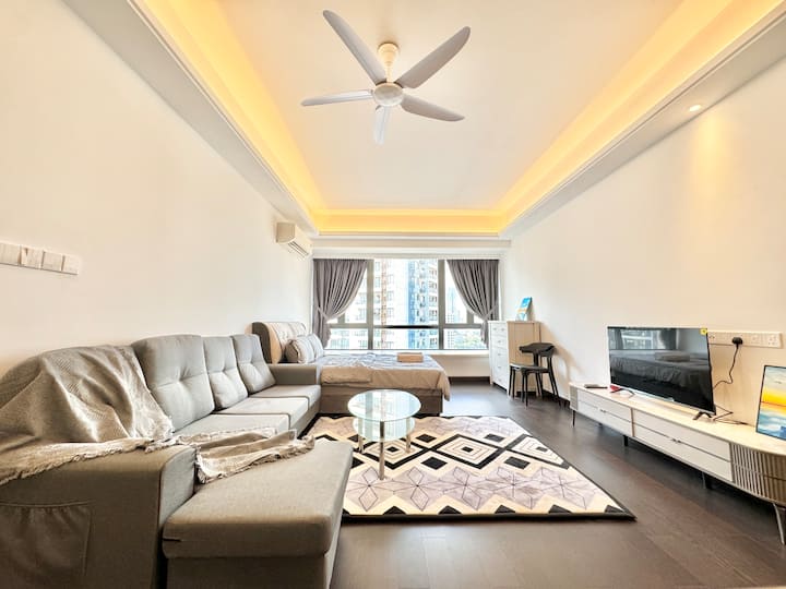 Princess Cove Stu By Ck Group 【Rnf ᛫ Ciq】netflix - Johor Bahru