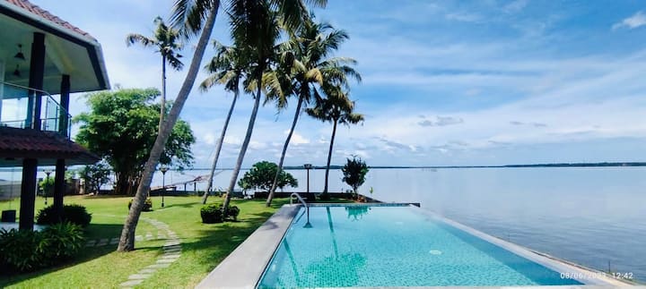 Waters Edge Kochi - A Vkation Experience - Kochi