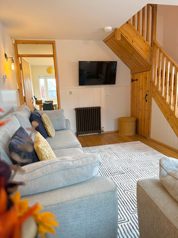 Daisy’s Snettisham ~ Norfolk Walks & Coastal Links - Thornham