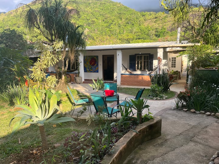 Casa Na Vila - Perto Da Praia, Perto De Tudo - イリャベラ
